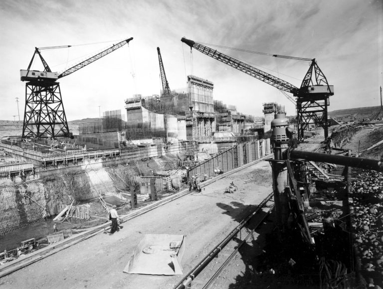 WELCOME kw’ áłanam wyánawi - Wanapum Heritage Center